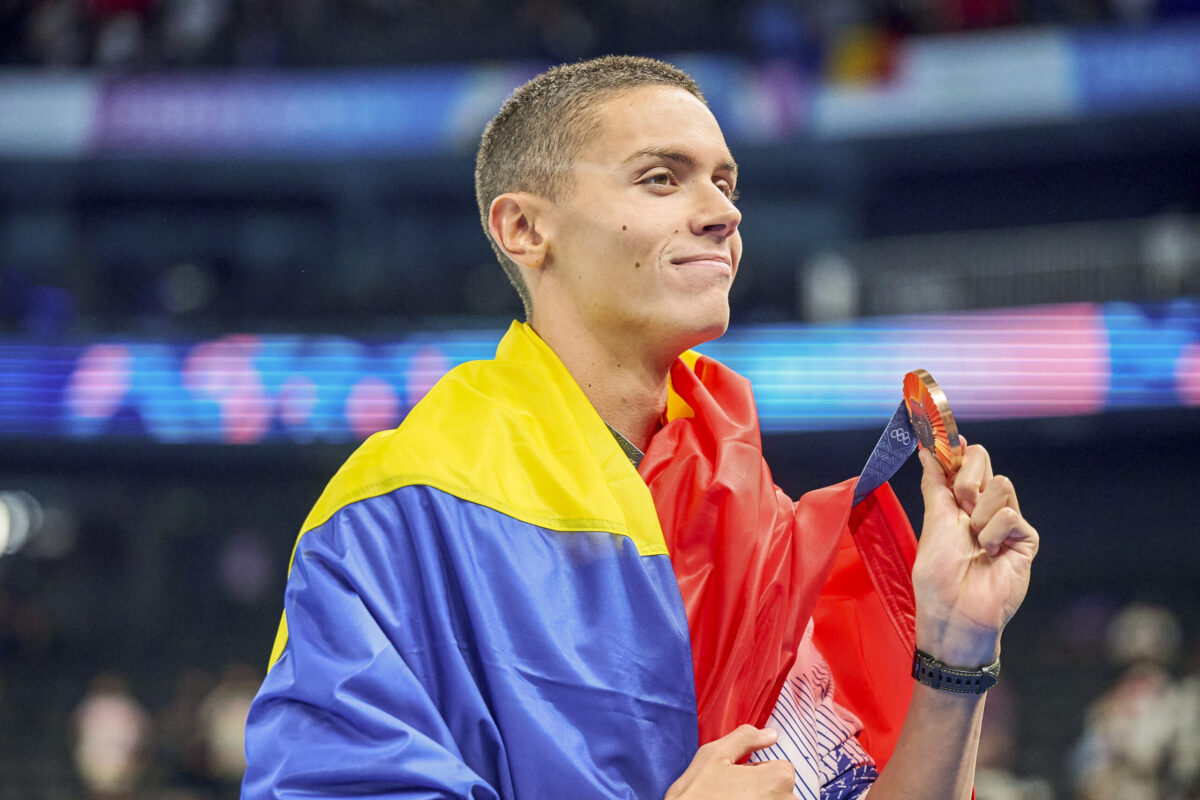 VIDEO David Popovici, campion mondial și la 100 de metri liber